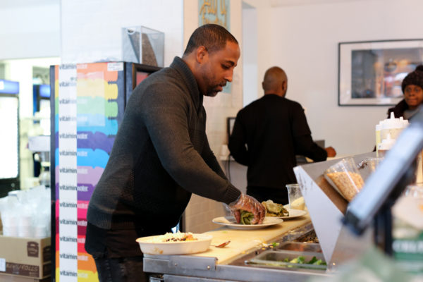 Black eateries boast a variety of flavors with Chicago Black Restaurant ...