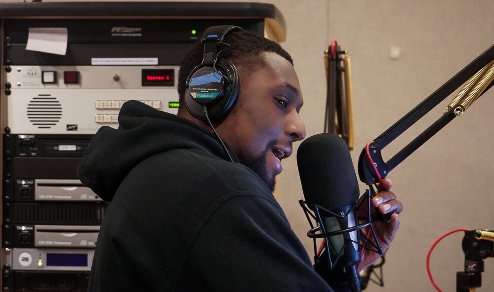 Chicago MC Bekoe takes his iLLANOiZE Radio audience to Vocalo • The TRiiBE