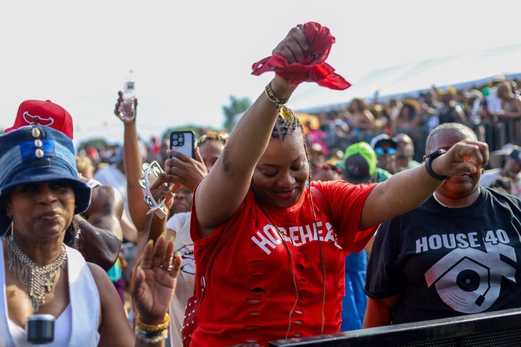 Chicago DJ Terry Hunter premieres Beyoncé ‘Jolene’ house remix at ...