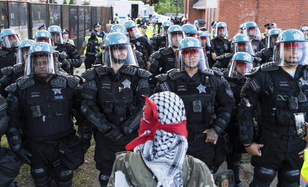 Downtown curfew proposal may violate the rights of Chicago youth, legal ...