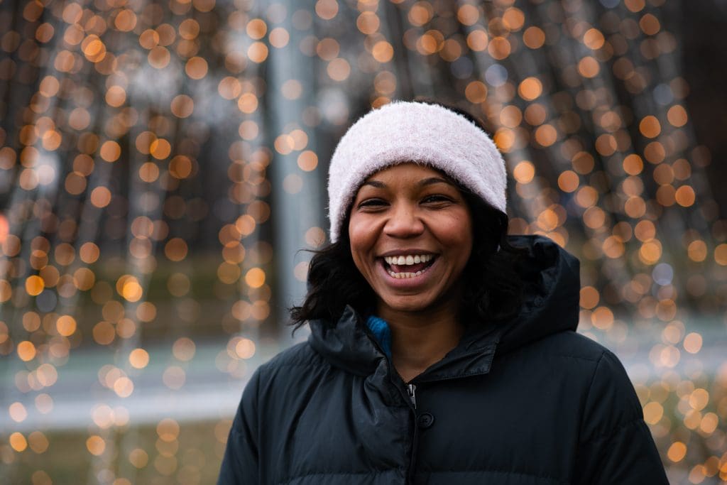 Some Chicago singles find joy in celebrating the holidays their way ...