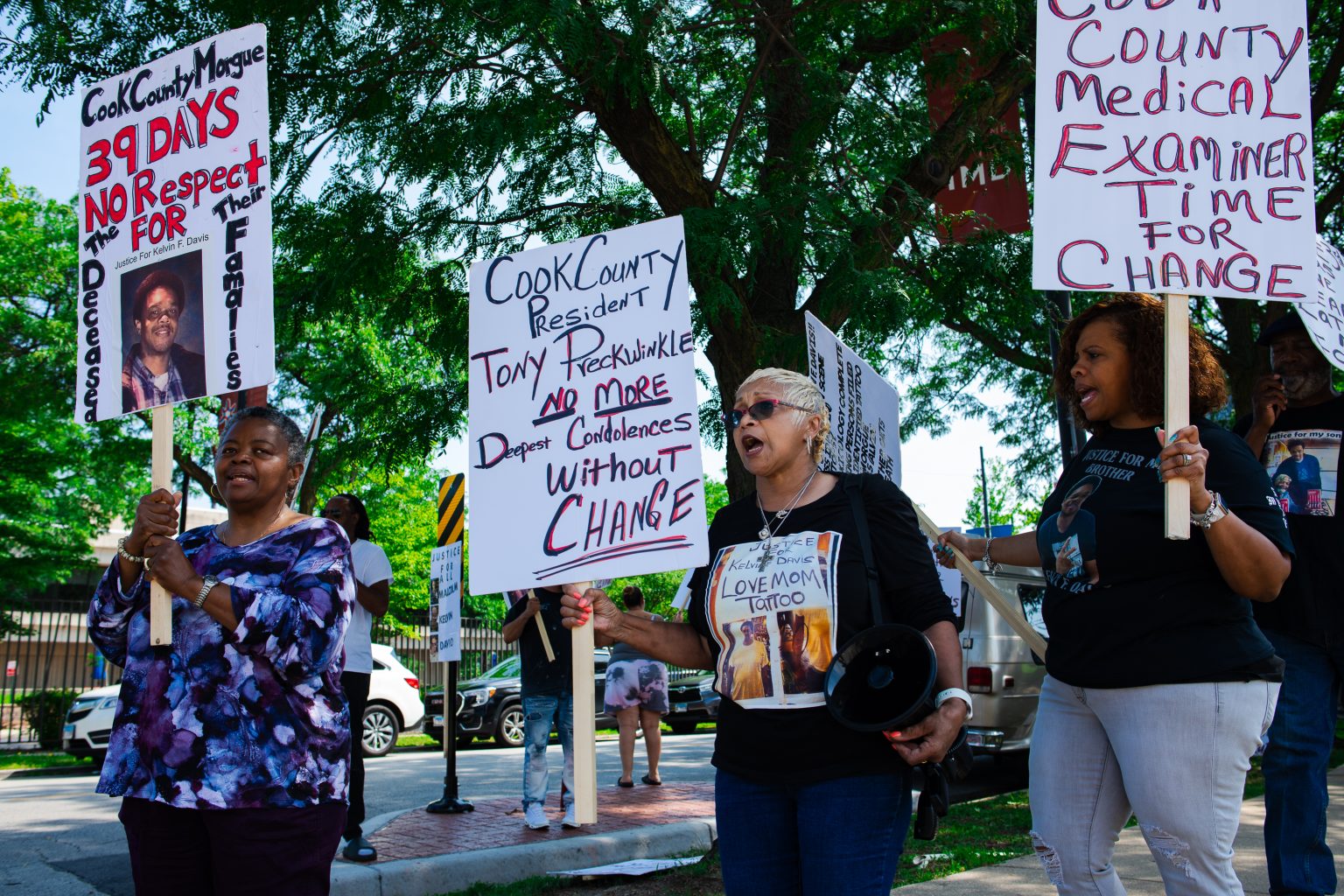 ‘We cannot give up.’ Chicago mothers push for accountability from the ...