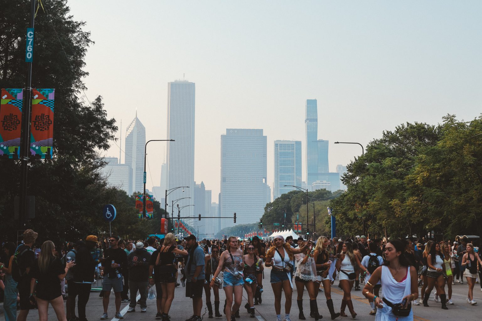 PHOTOS: Day 1 of Lollapalooza 2025 gives local Chicago artists space to ...