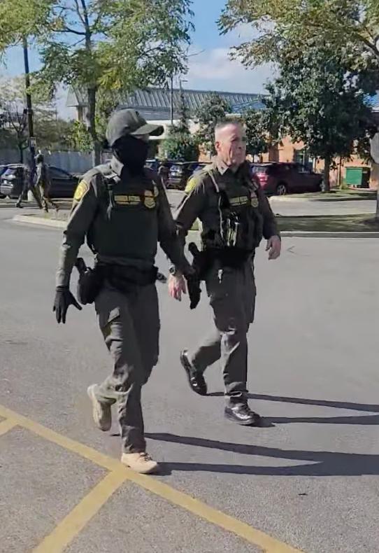 Border Patrol seen boating down Chicago River, raids at Cicero home and ...