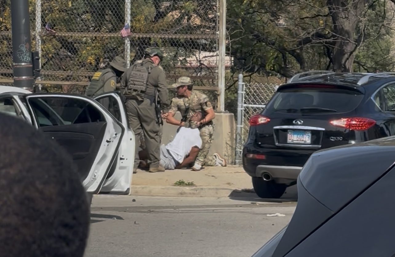 Video shows feds ‘choking’ a Black man in East Garfield Park • The TRiiBE