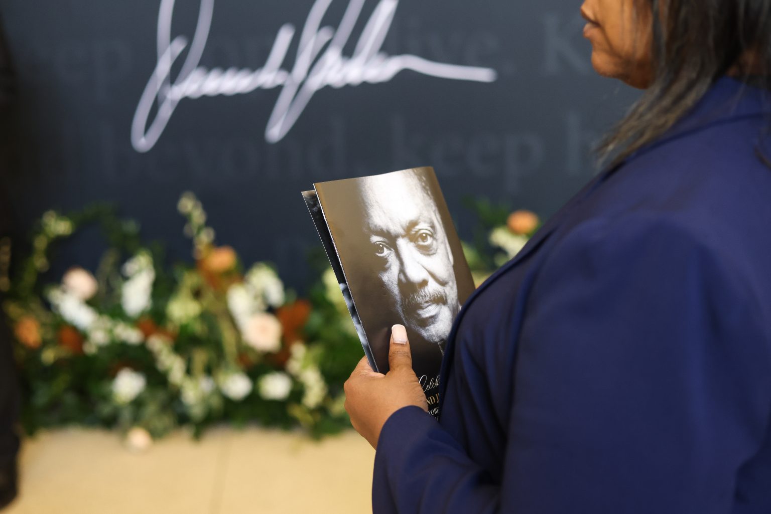 ‘This is not a homegoing — this is a celebration,’ thousands gather at ...